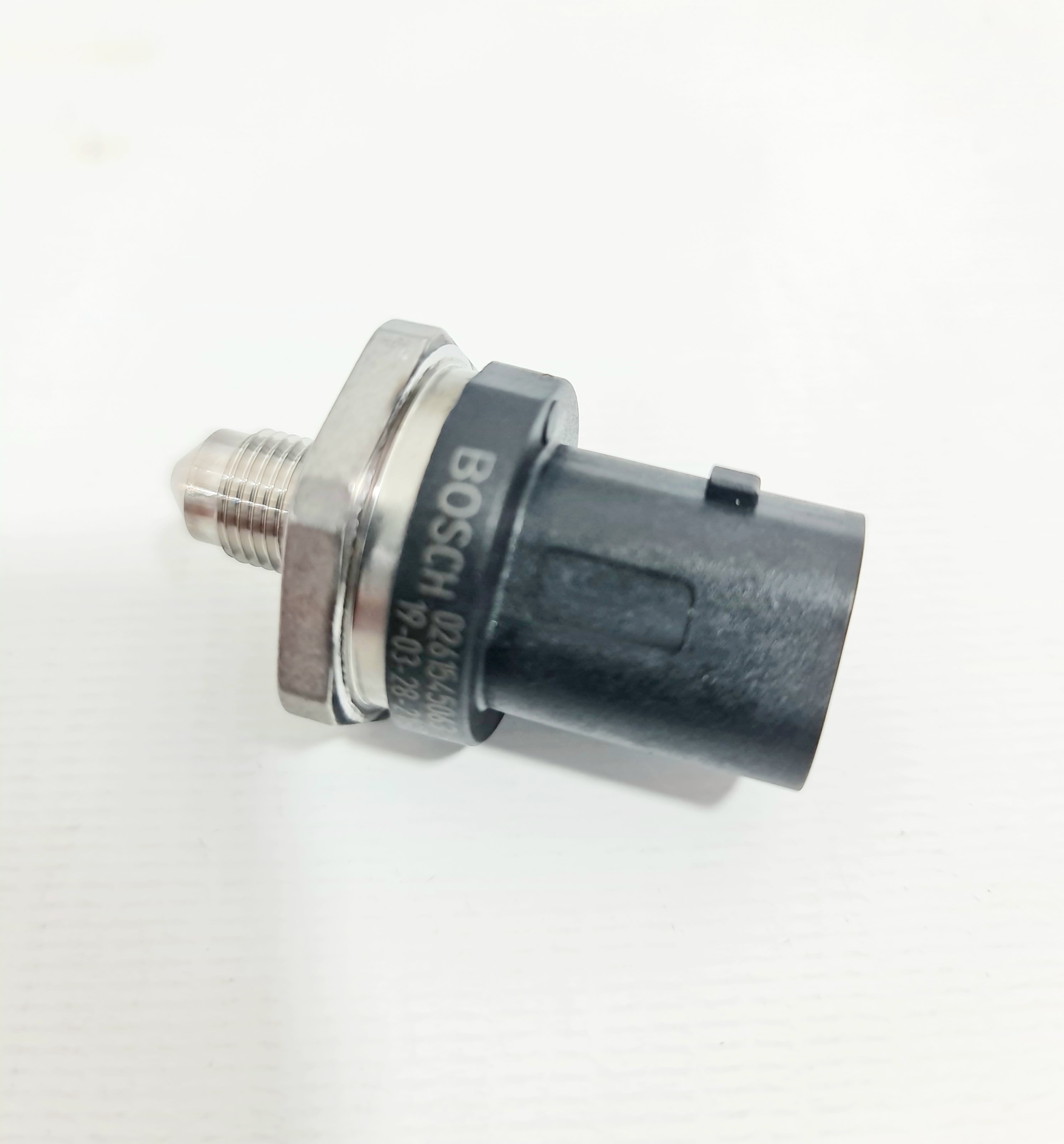 Sensor De Pressão De Combustível Jaguar 0261545063 | Noix Premium Parts