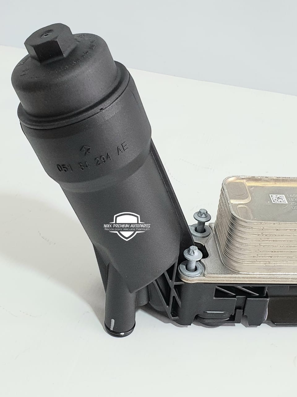 Radiador Resfriador Oleo Dodge Cherokee Journey 05184294AE | Noix ...