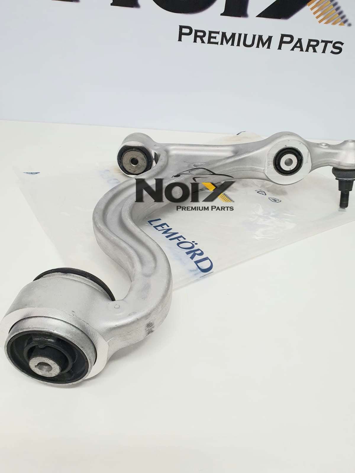 Bandeja Inferior Esquerda Porsche Panamera 97034105324